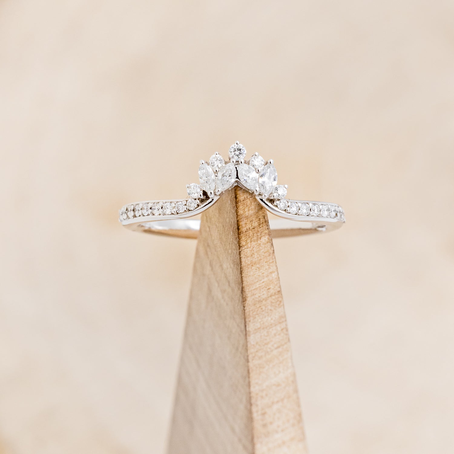 CONTOUR DIAMOND TRACER