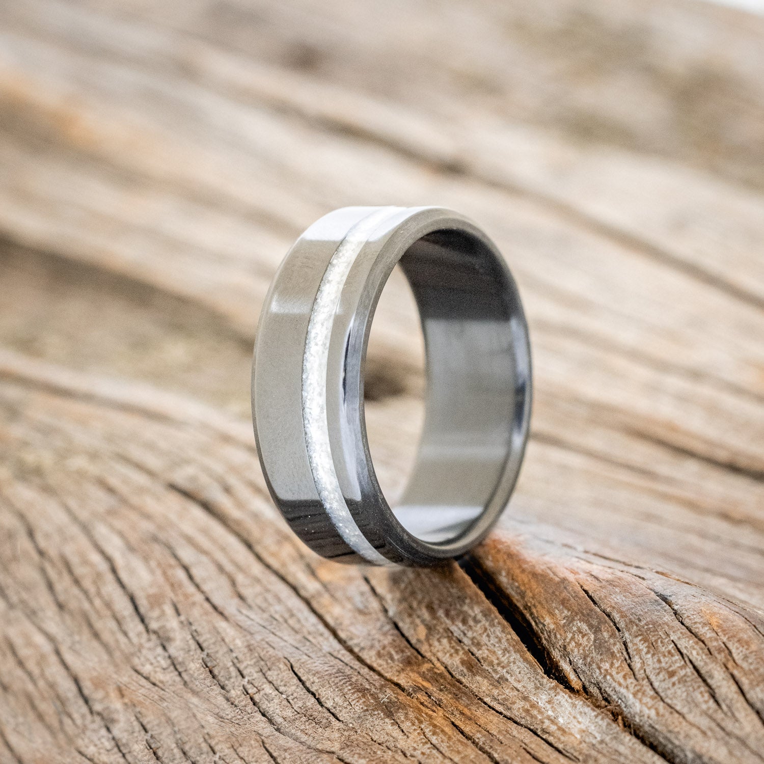 "VERTIGO" - DIAMOND DUST WEDDING RING