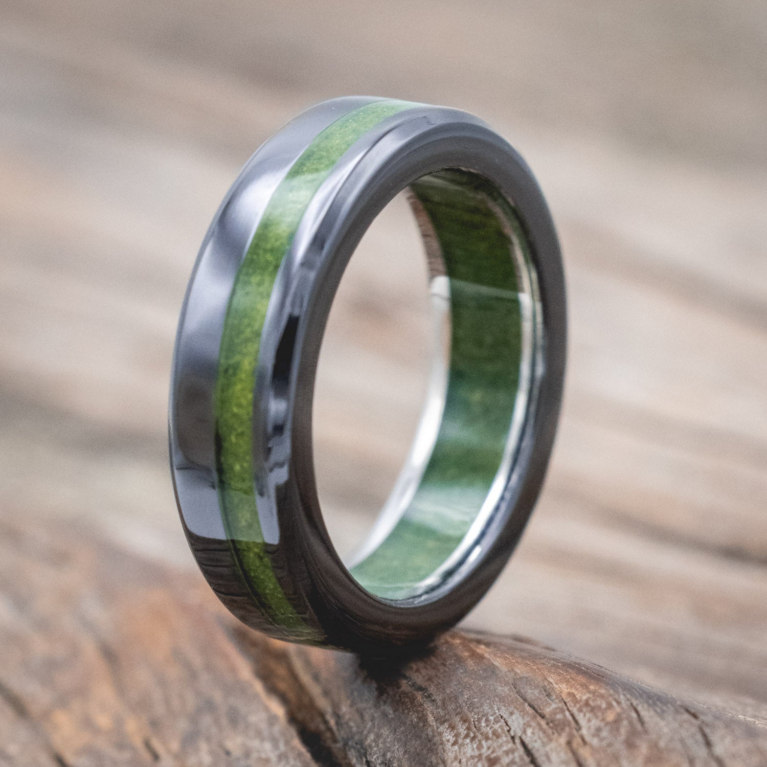 "Vertigo" Moss Inlay & Lining Wedding Ring | Staghead Designs