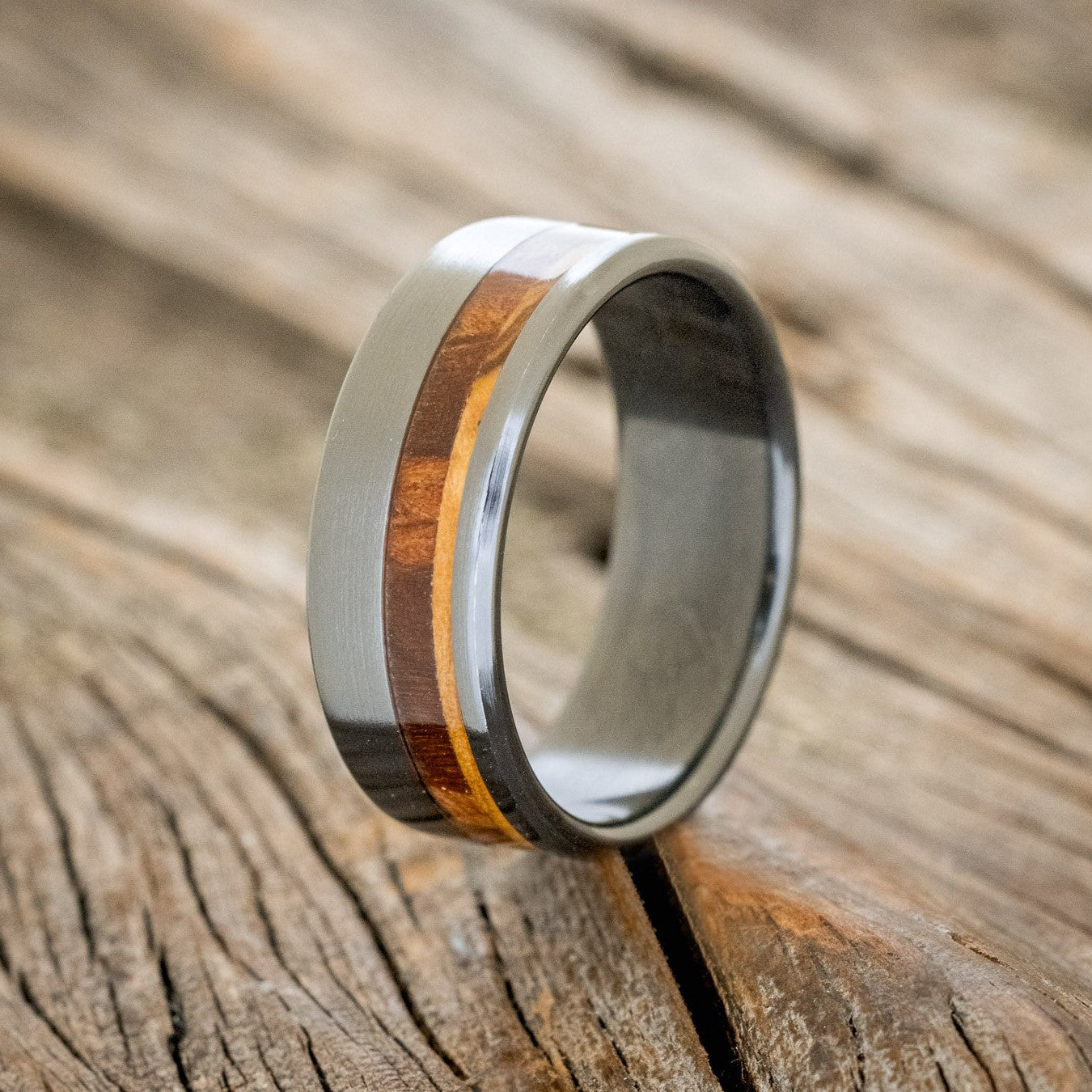 "CASTOR" - OLIVE WOOD & REDWOOD WEDDING BAND