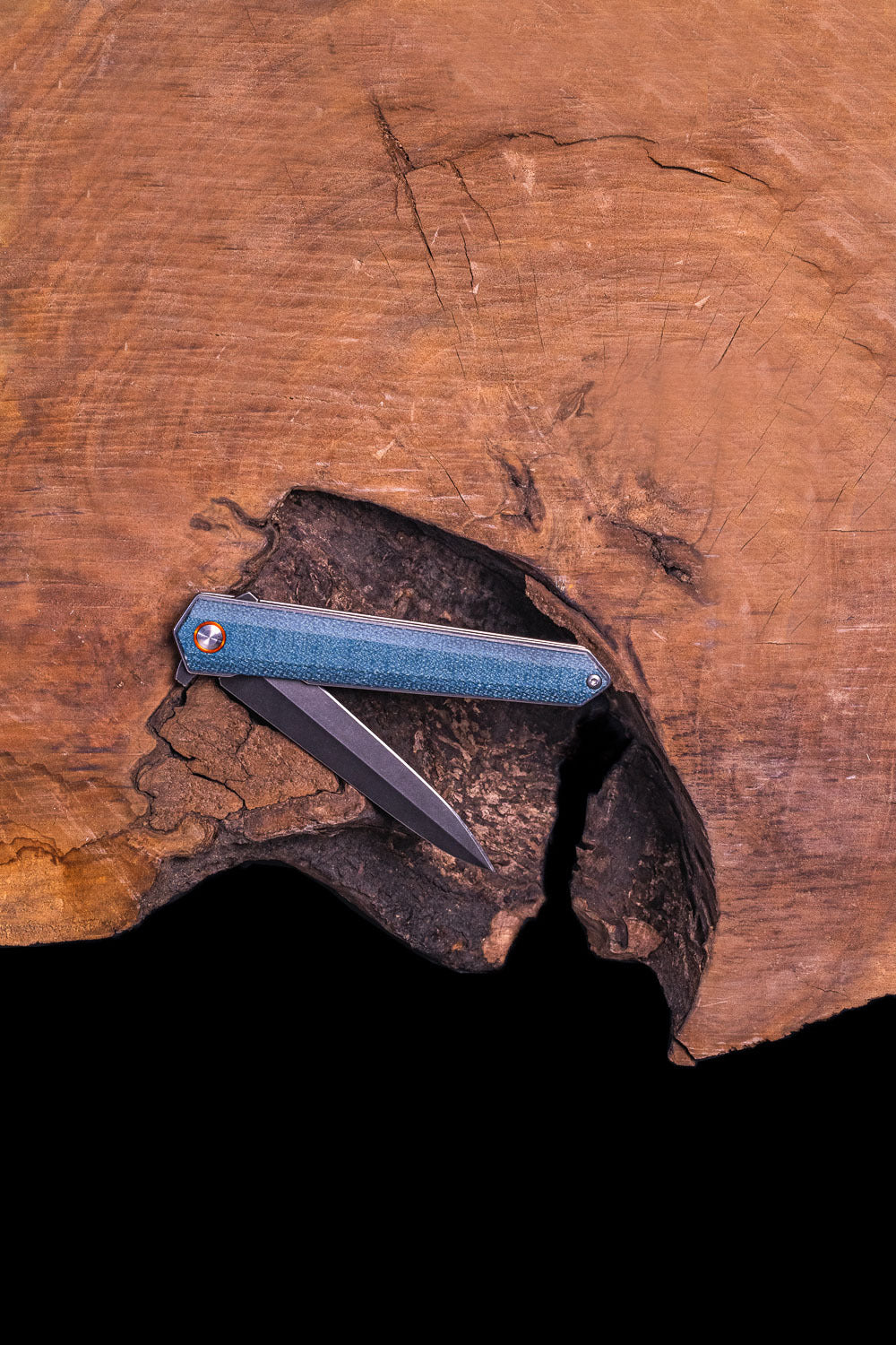 CUSTOM ENGRAVED BLUE POINT KNIFE