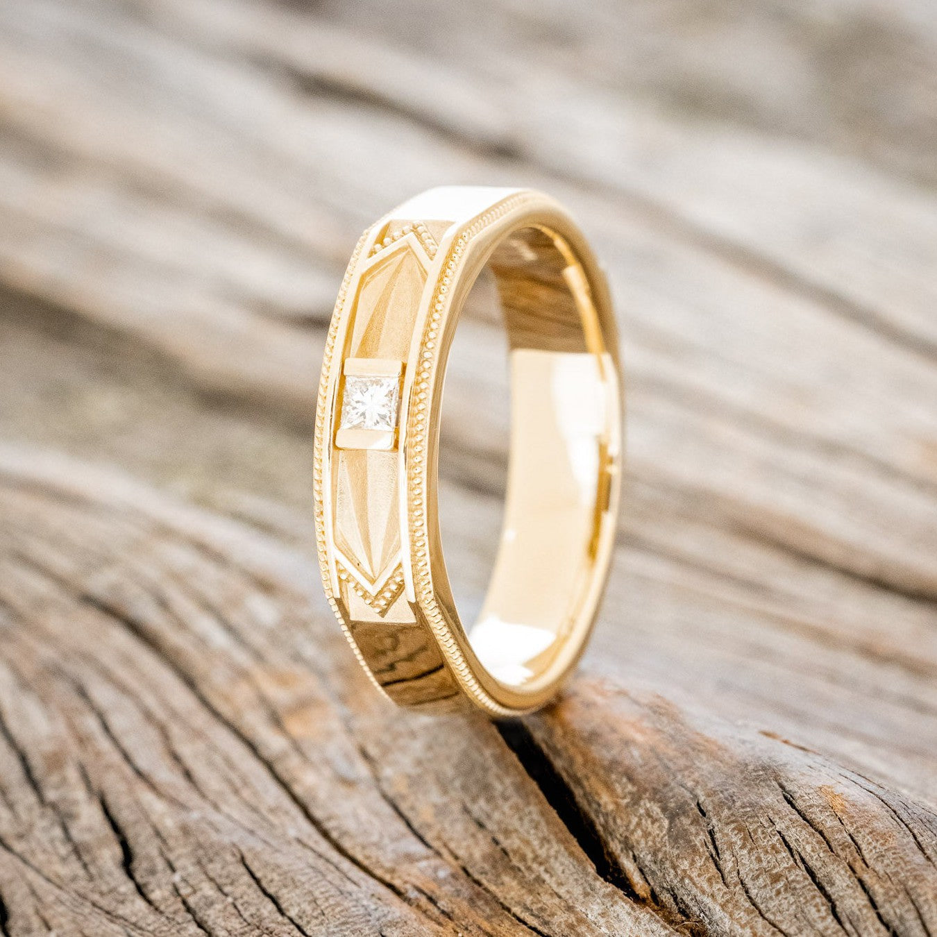 MILGRAIN PATTERN MEN'S ENGAGEMENT RING WITH A DIAMOND ACCENT