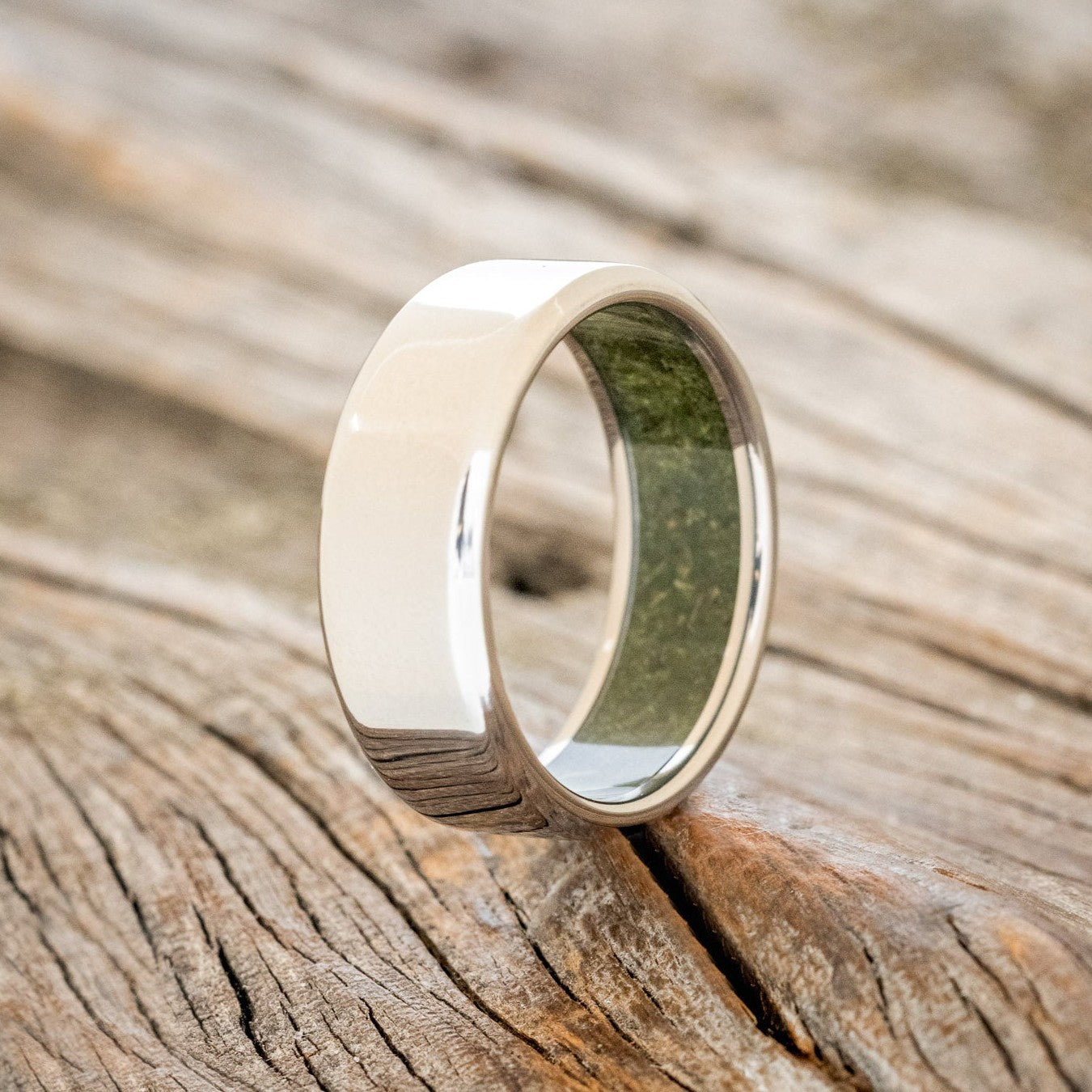 Moss Lined Wedding Band | Staghead Designs