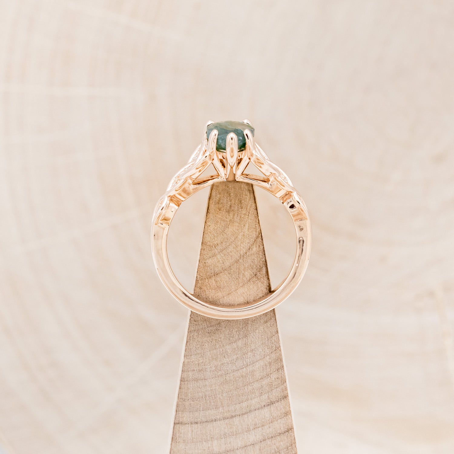 "AIFE" - CELTIC KNOT MOSS AGATE ENGAGEMENT RING & TRACER