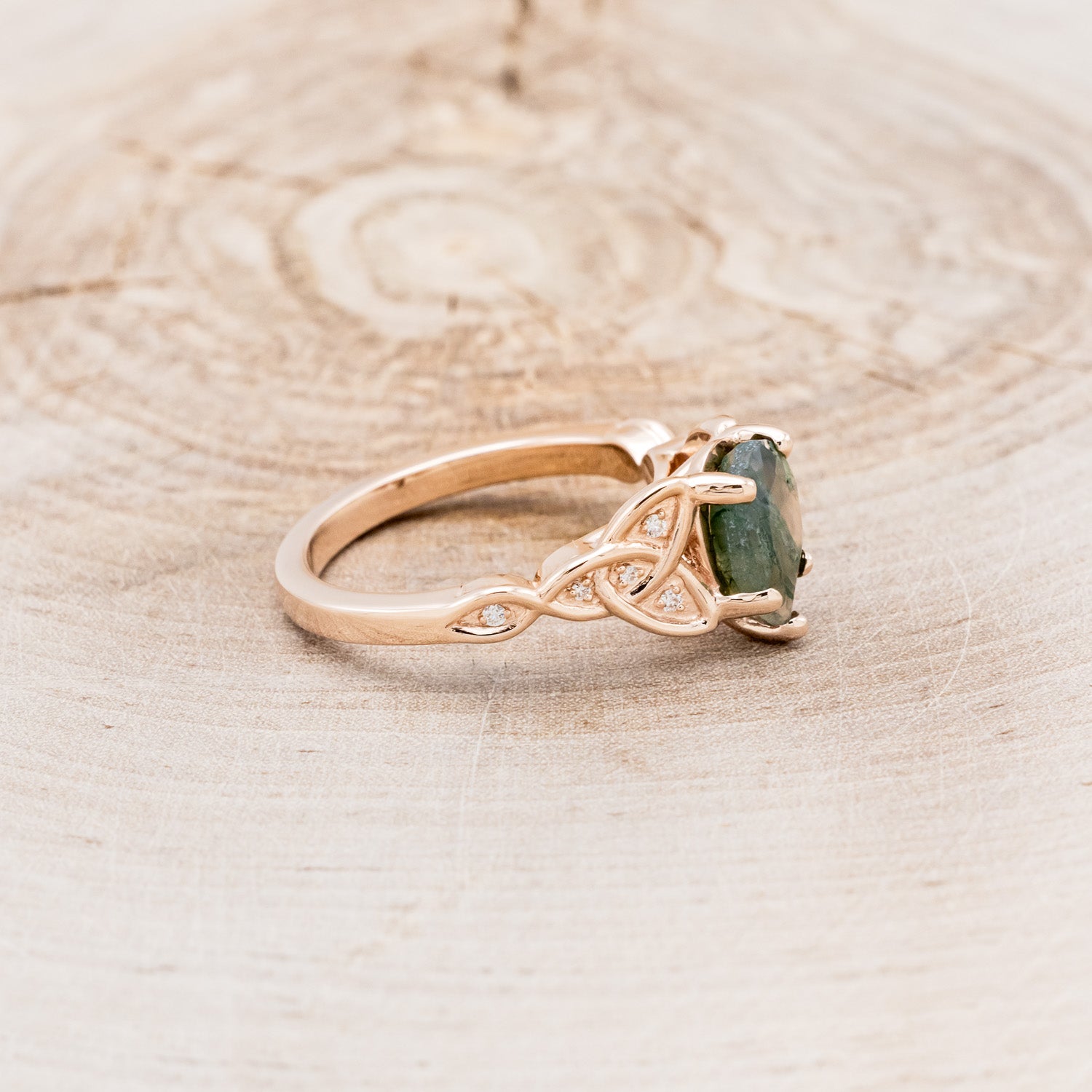 "AIFE" - CELTIC KNOT MOSS AGATE ENGAGEMENT RING & TRACER