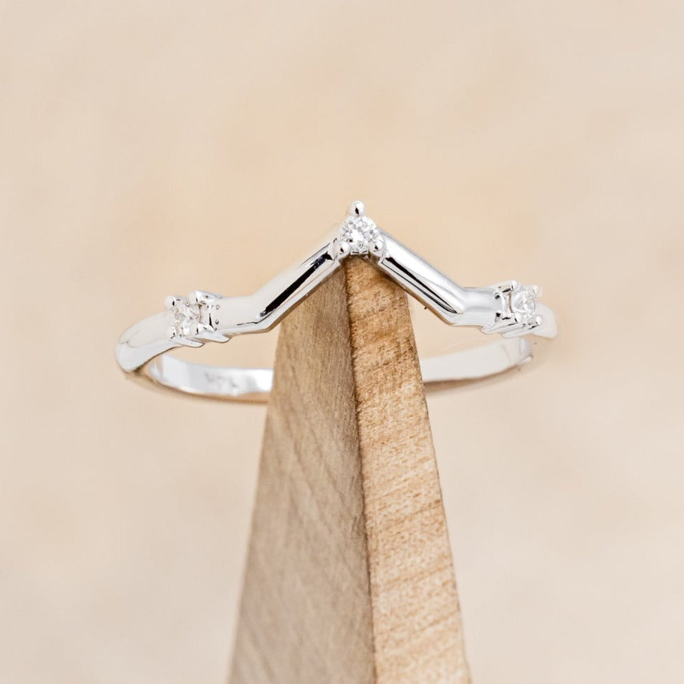 "STARLA" - CONTOUR TRACER WITH DIAMOND ACCENTS