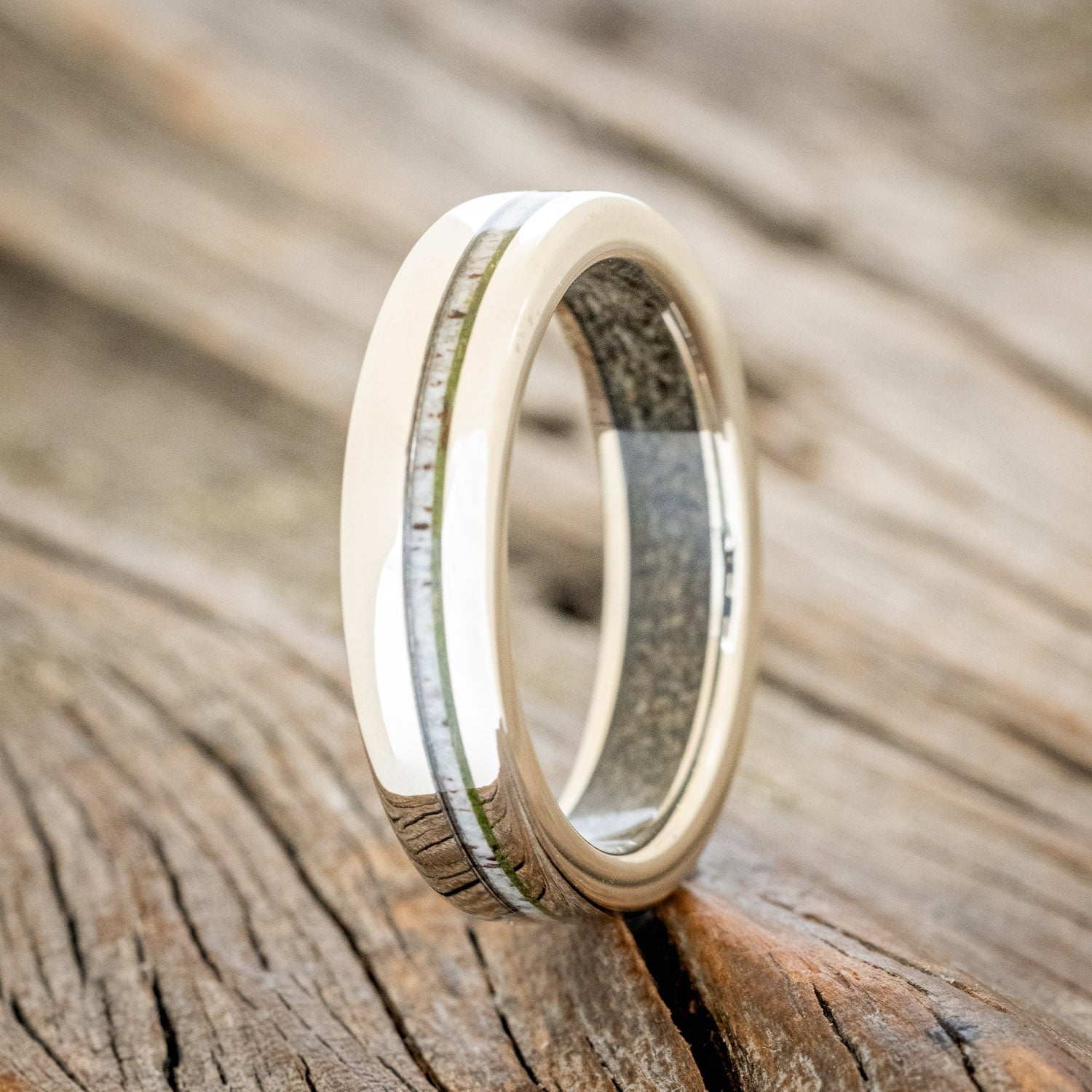 "VERTIGO" - MOSS & ANTLER INLAYS WITH SAND LINING WEDDING RING