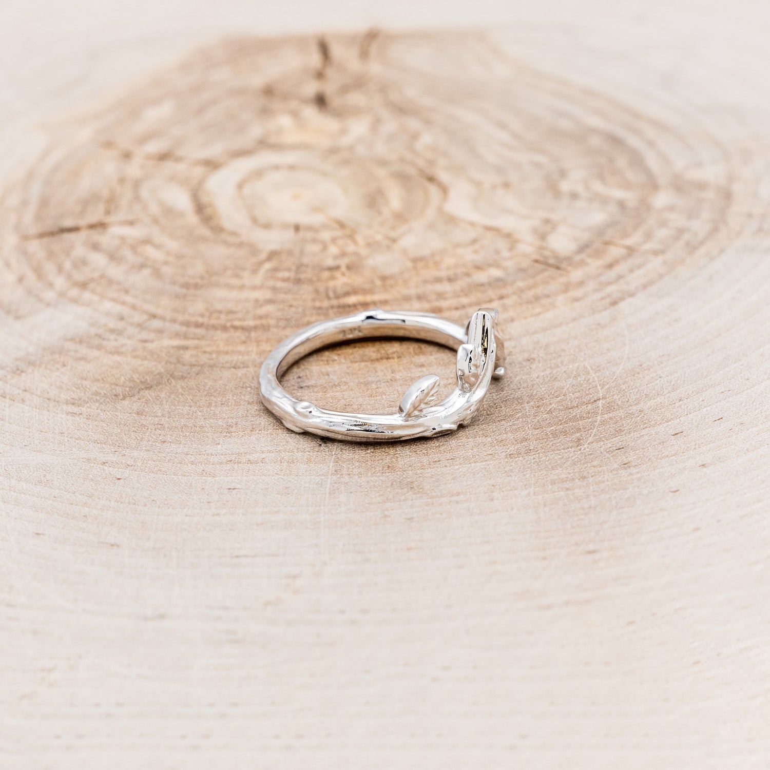 "MIRABEL" - BEZEL SET LAB-GROWN ALEXANDRITE ENGAGEMENT RING