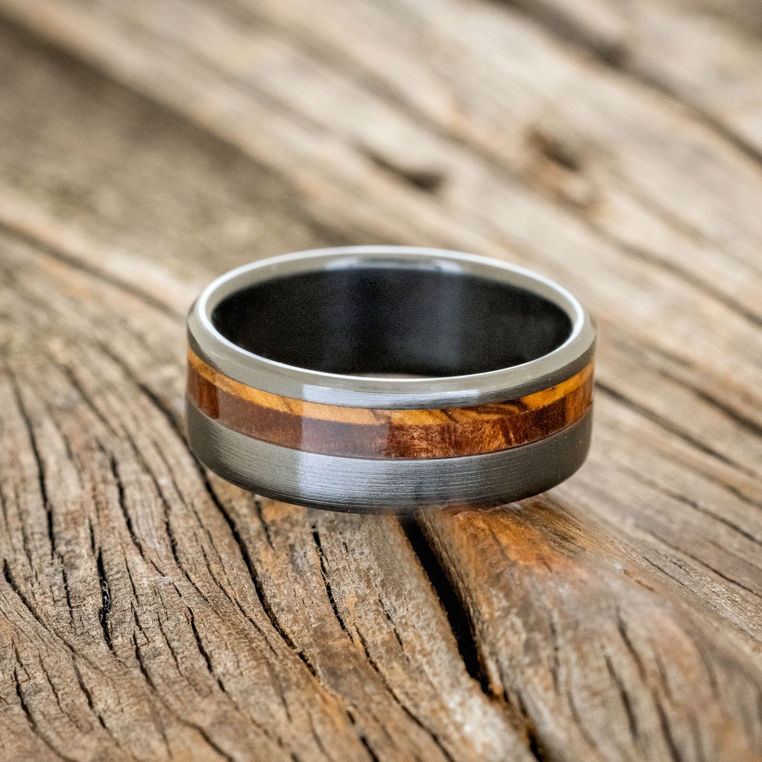 "CASTOR" - OLIVE WOOD & REDWOOD WEDDING BAND