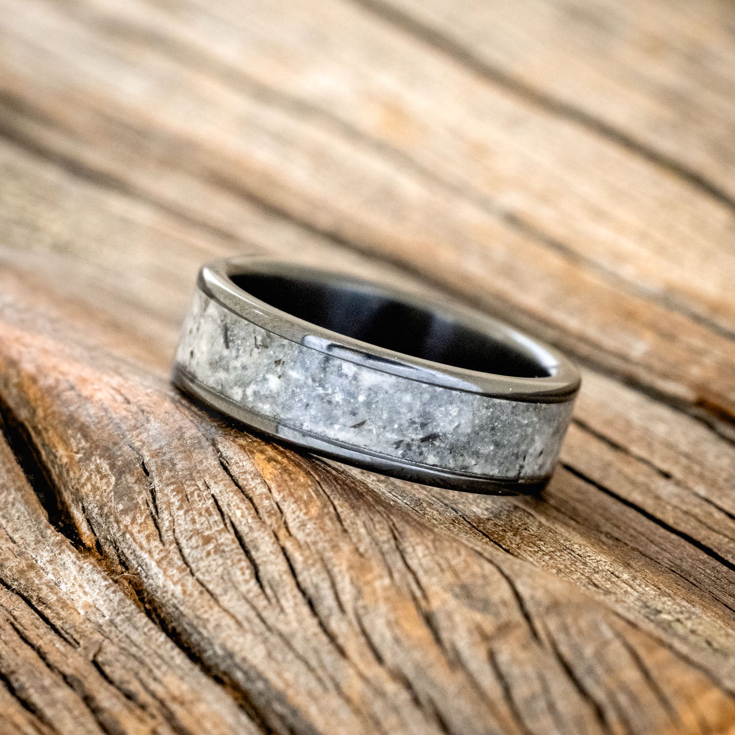 "RAINIER" - MOONSTONE WEDDING RING – Staghead Designs